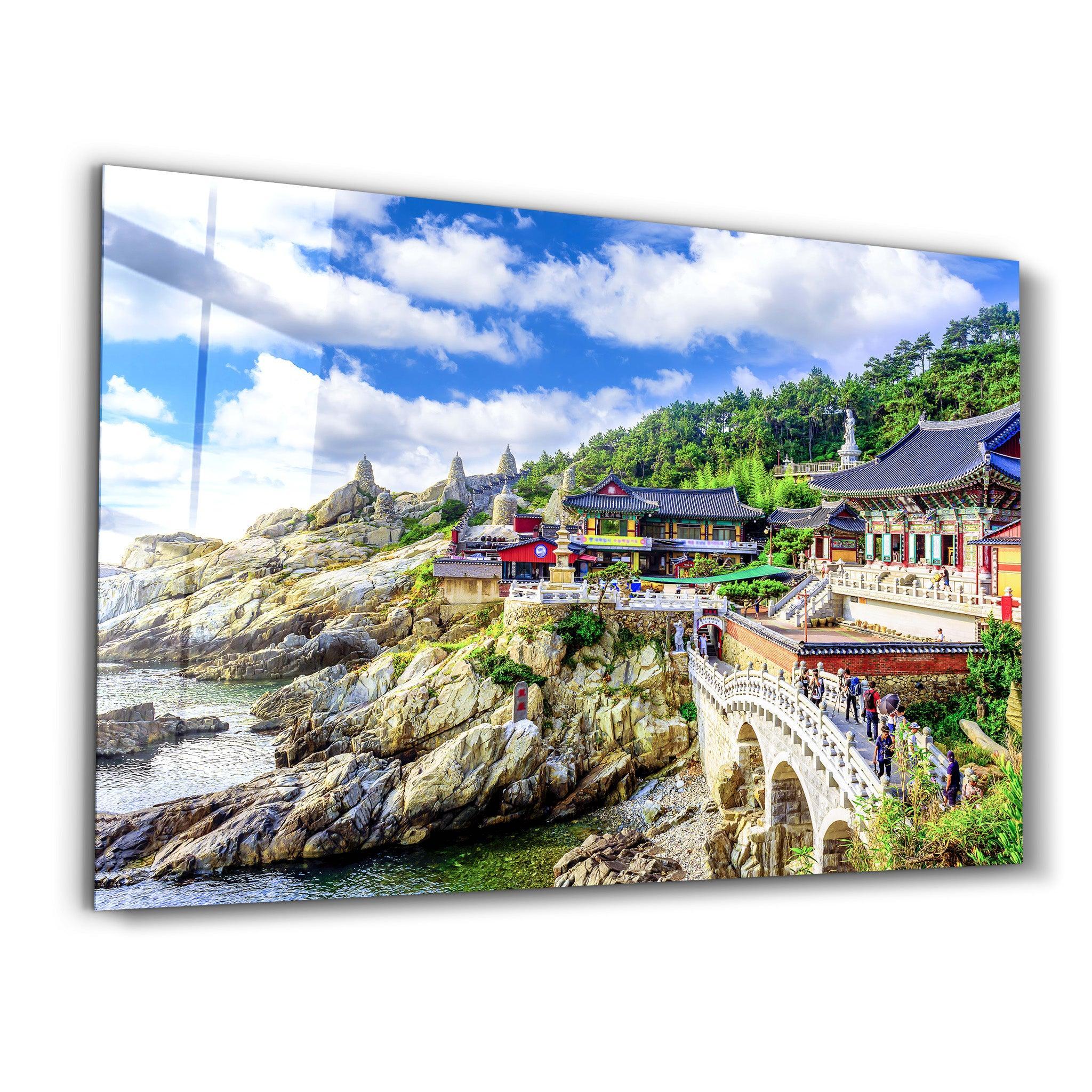 Haedong Yonggungsa Temple and Haeundae Sea in Busan, Buddhist temple in ...